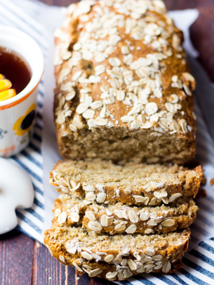 Oat Flour Pie Crust - Hungry Hobby