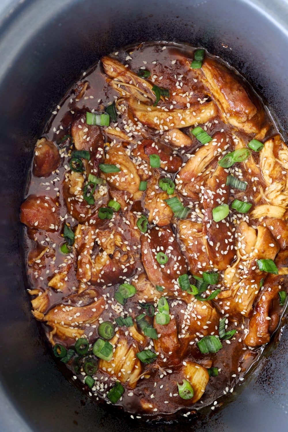 Slow Cooker Sesame Chicken Recipe - Hungry Hobby